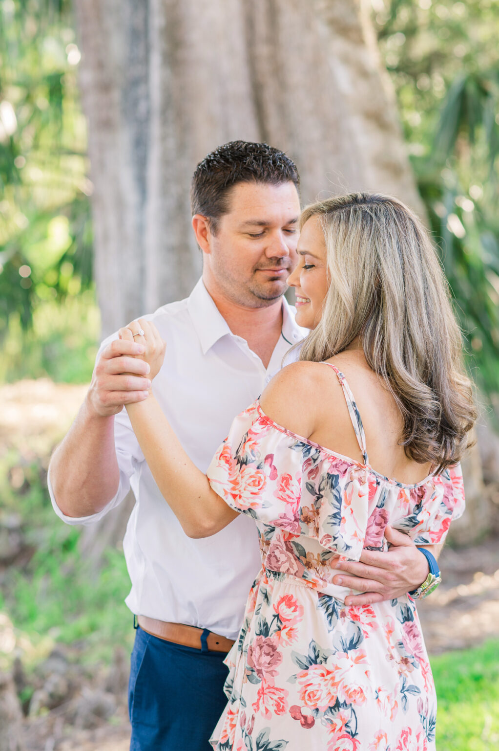 Nicky + Donny | Engagement | Orlando Florida - Lisa Marshall Photography