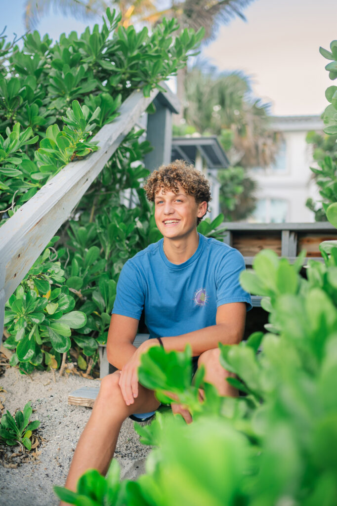 Bodhi | Senior Portraits | Mel Beach - Lisa Marshall Photography
