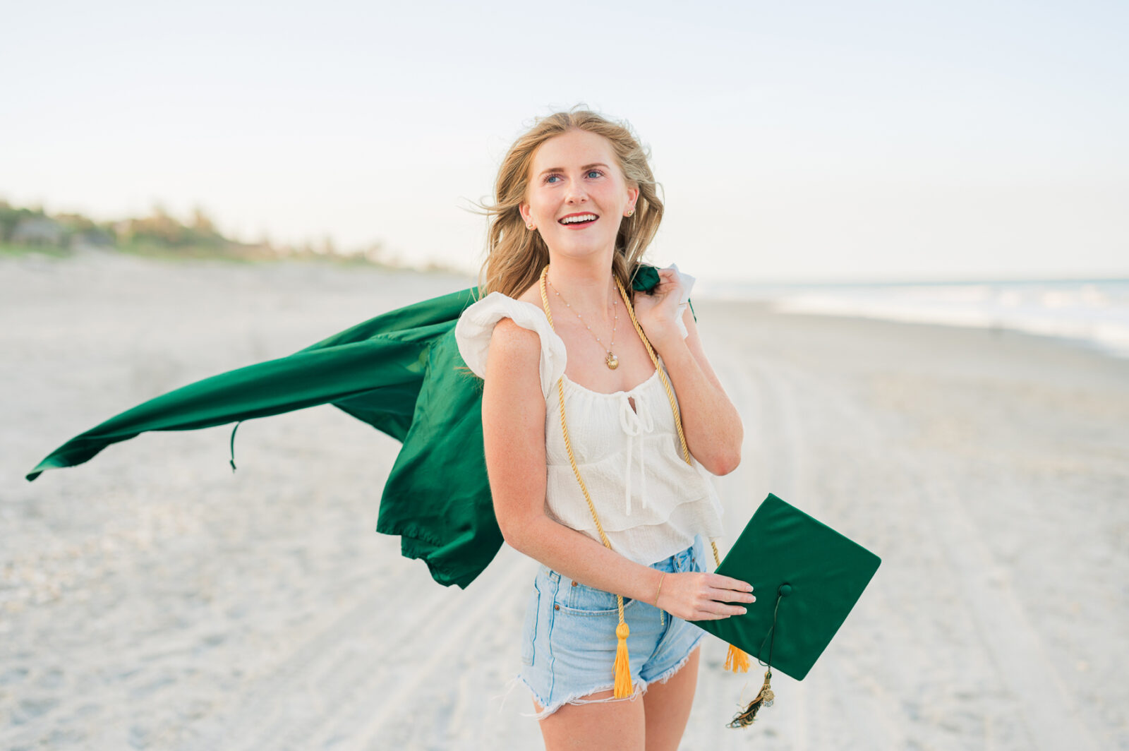Maddie | Senior Portraits | Melbourne Beach - Lisa Marshall Photography